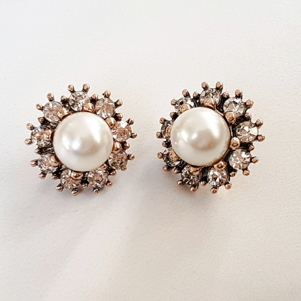 PARISA Gold Pearl Stud Earrings | Jewels by House of Aria